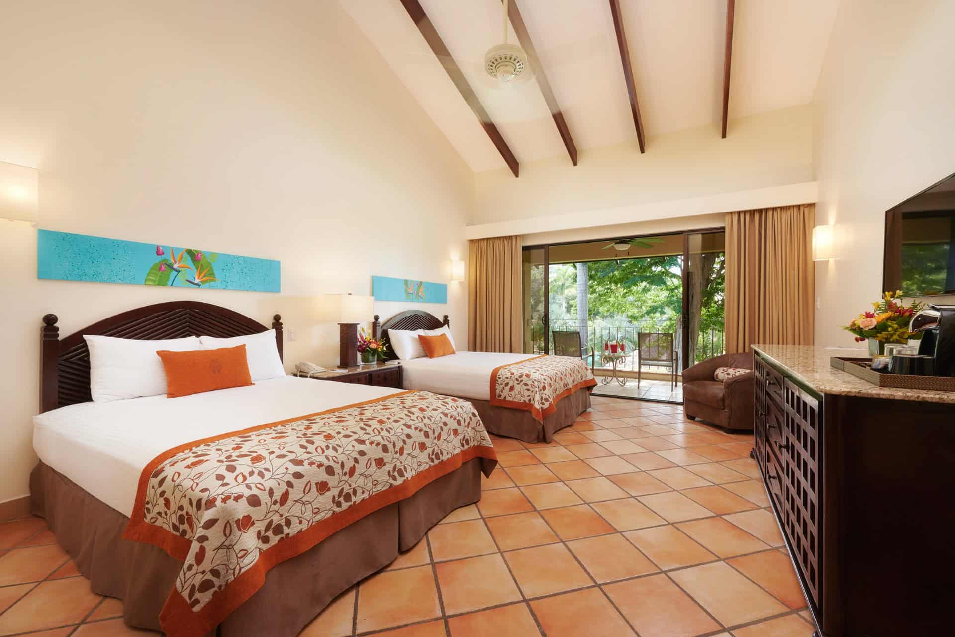 Family Poolview Tamarindo Diria - Book Private Airport Transfer Costa Rica